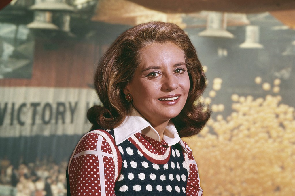 Barbara Walters Grills Taylor Swift, Donald Trump in ‘Tell Me ...