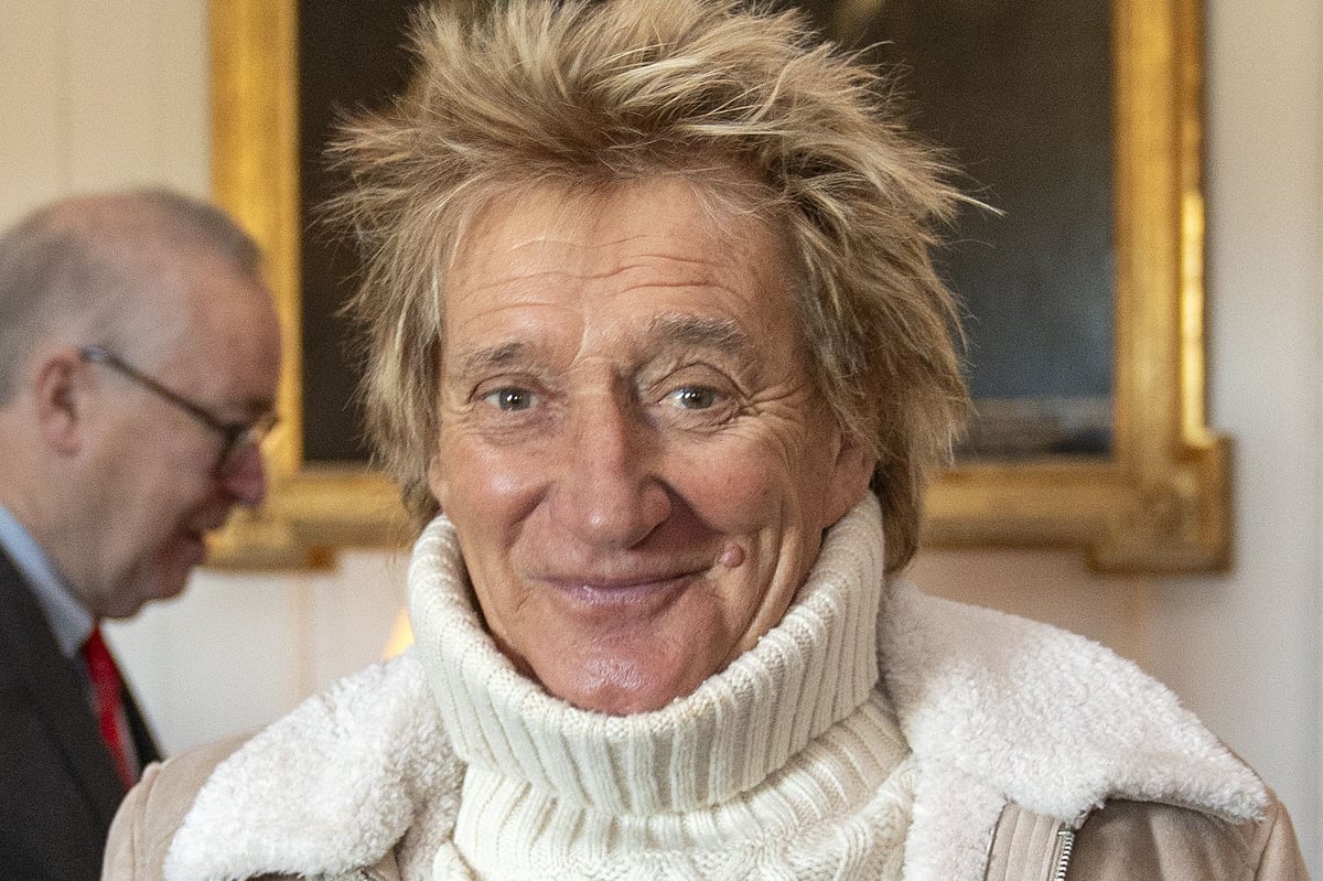 Rod Stewart to reunite with Faces band member Ronnie Wood at Glastonbury