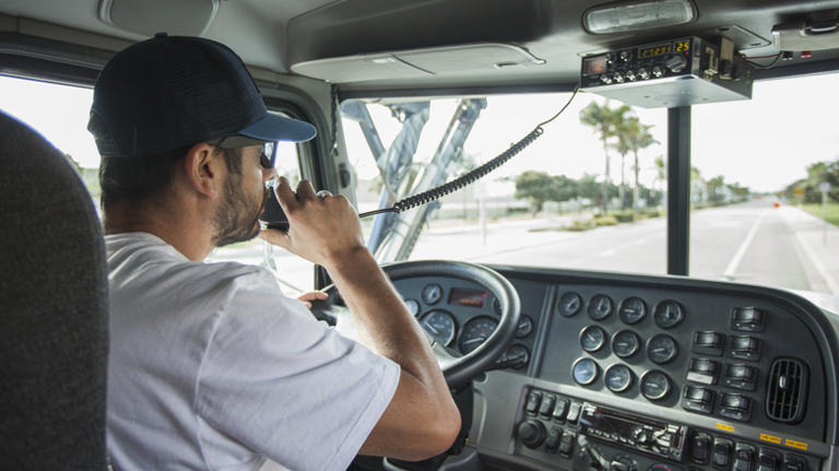 11 Classic Car Features That We Miss In Modern Vehicles