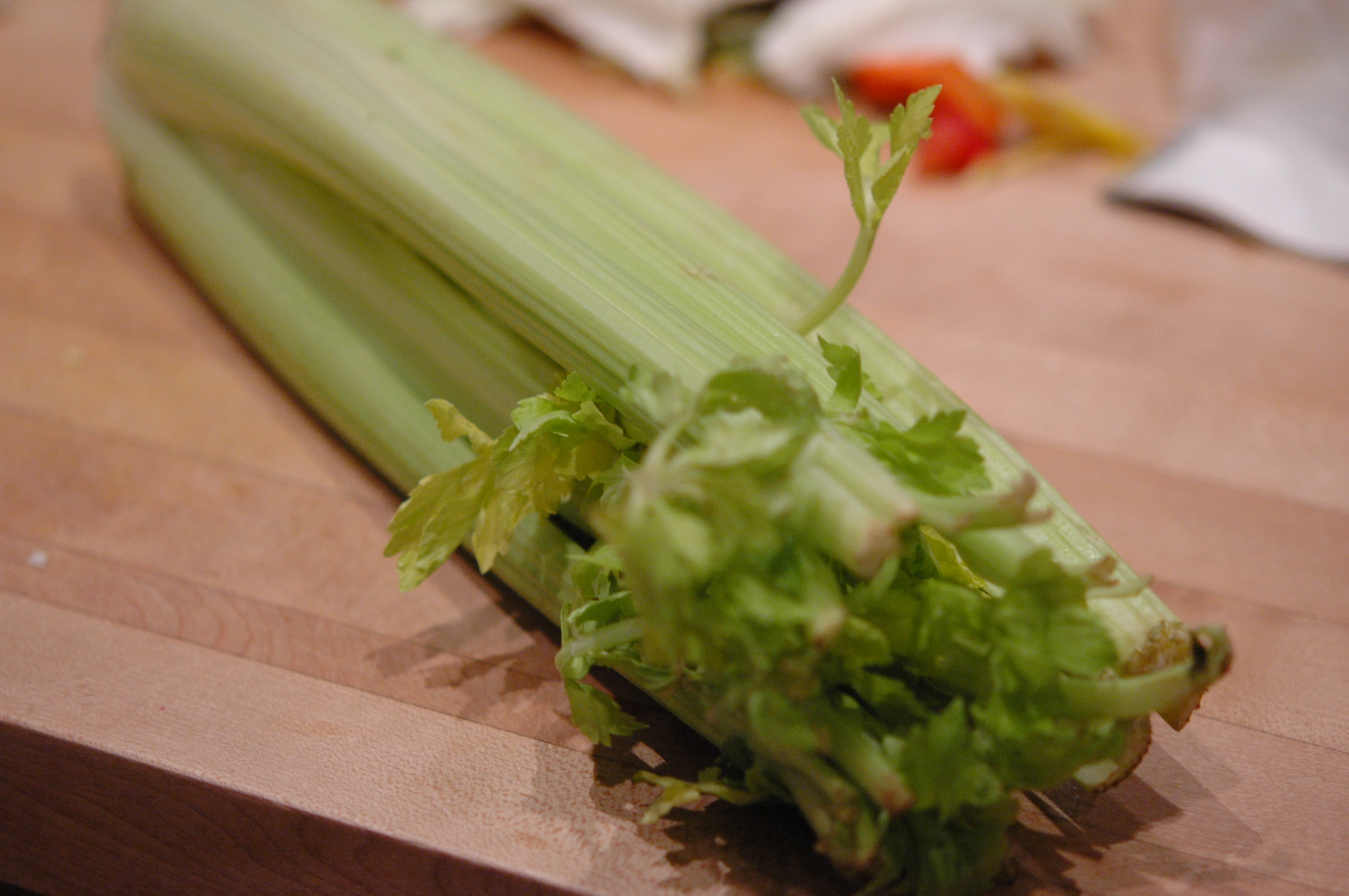 16 Foods You Can Regrow From Scraps