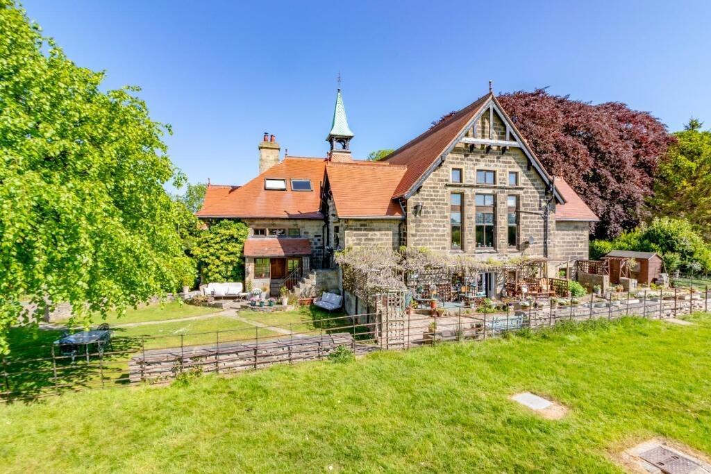 Inside former Nidd Village Hall - beautifully transformed in to homes ...