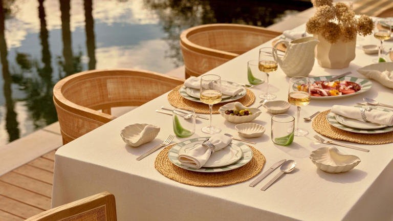 Outdoor table linens – shop our pretty and practical edit for all your ...
