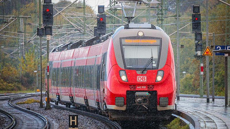 Europe wants seamless international train travel. Deutsche Bahn says it ...