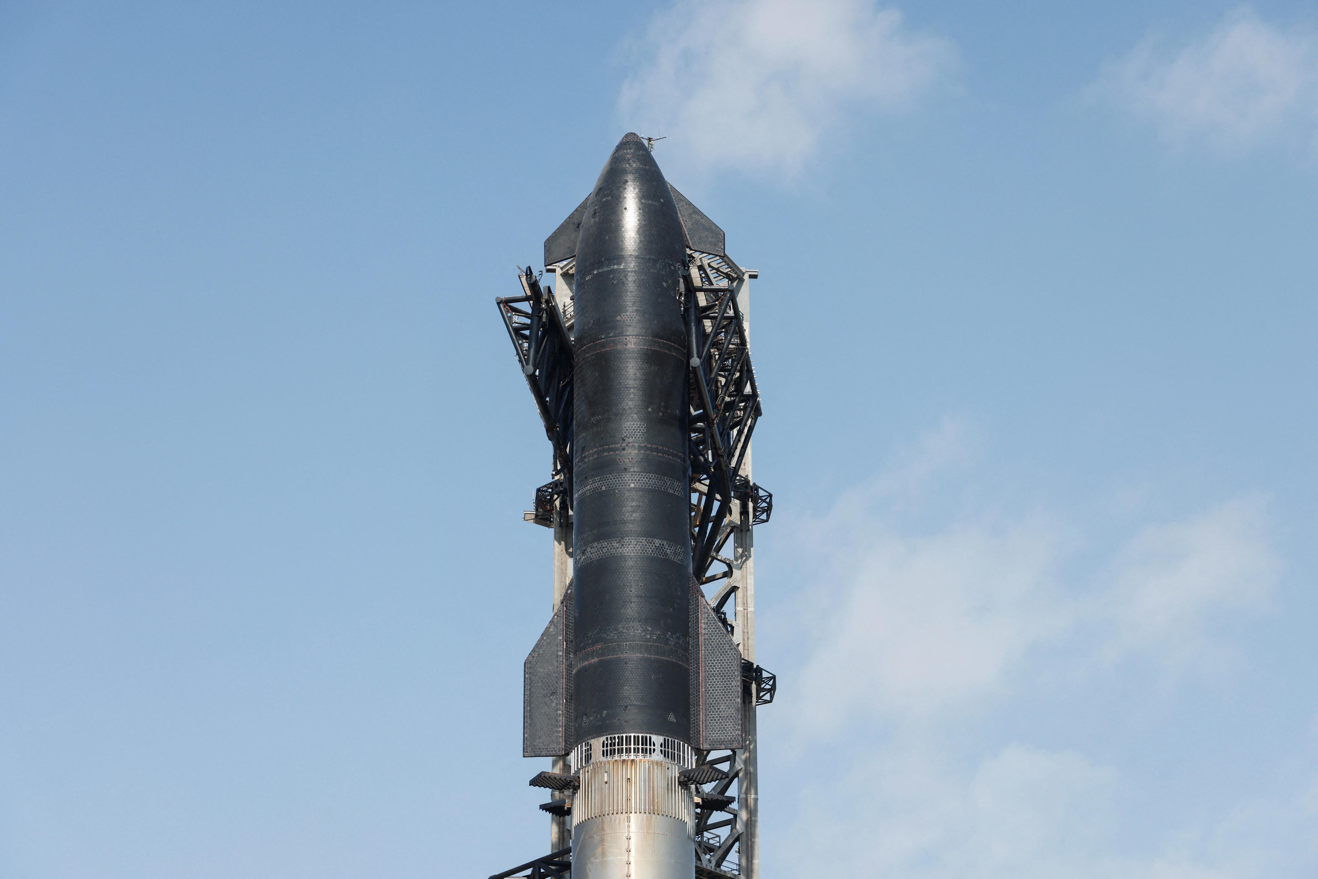 SpaceX announces target launch date for Starship. When is liftoff from ...