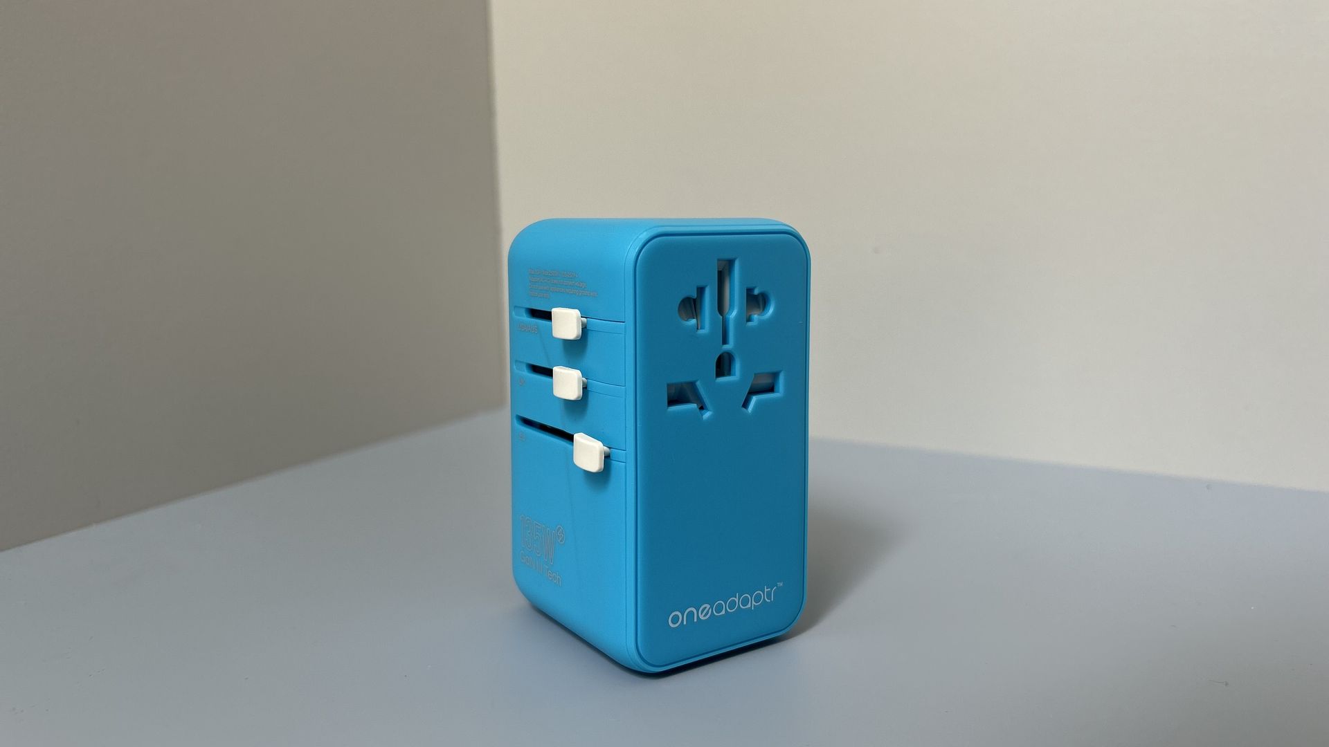 OneAdaptr OneWorld135 review: power and portability packed into one