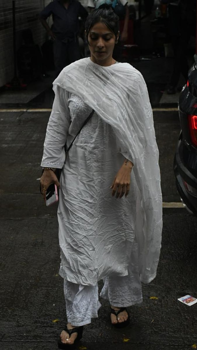 Kajol & Rani Mukerji's Uncle Rono Mukherjee Passes Away; Tanishaa ...