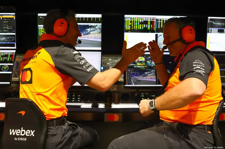 Mol denkt dat McLaren zich op slinkse wijze voorbereidt: 'Zijn zich aan ...