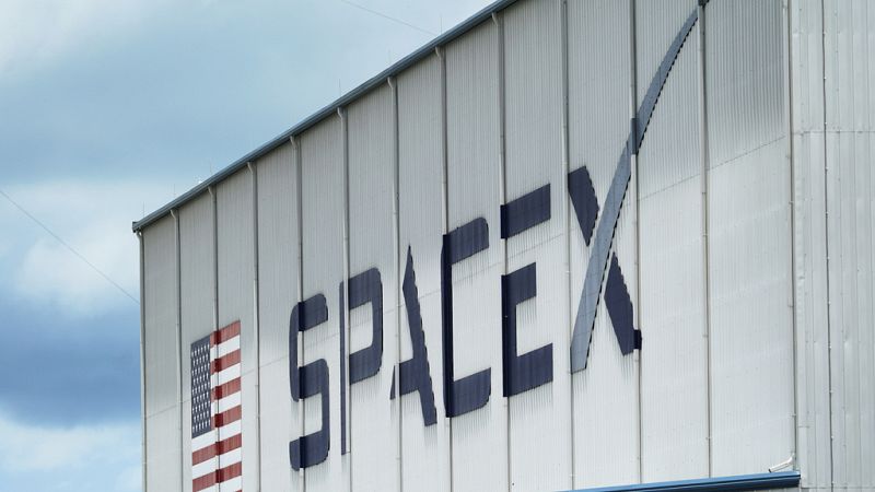 Le vaisseau de la fusée Starship de SpaceX explose en vol