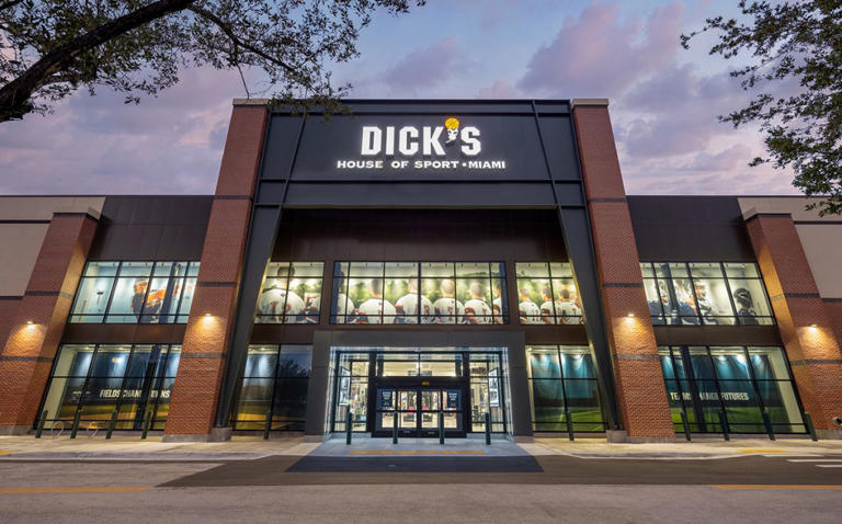 Dick's spotlights 9 Team USA athletes in new ambassador program ahead ...