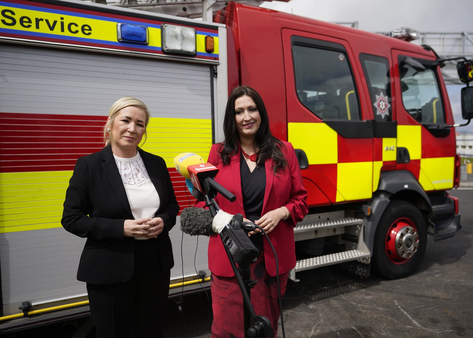 Political leaders condemn sectarianism after north Belfast attacks