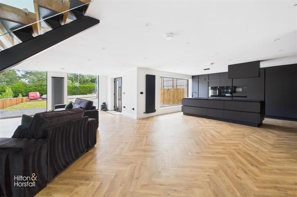 Modern four-bed Burnley home with luxury interior and solar studio goes ...