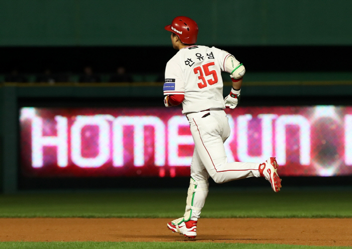 How long has it been since a home run factory was operated? SSG exploded with four cannons and ...