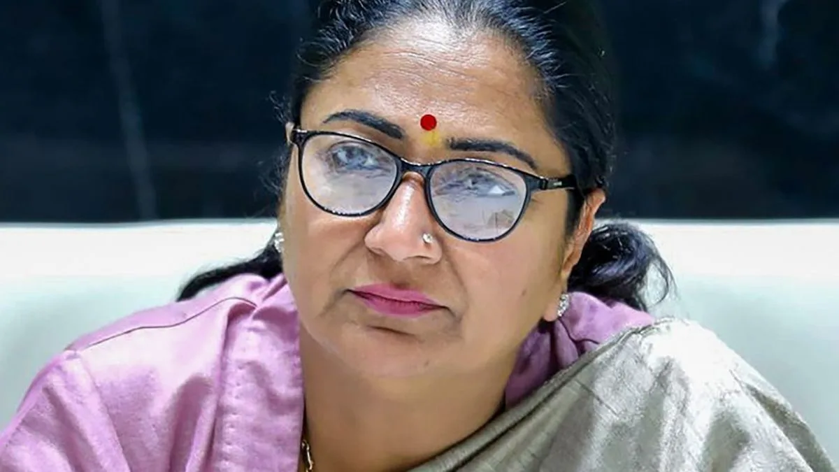 Delhi CM Rekha Gupta receives death threat call, police tracing caller