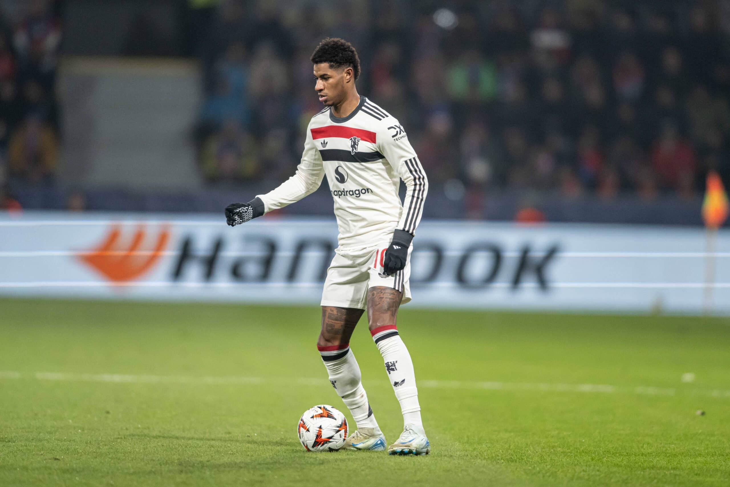 Manchester United määräsi sakkomaksun FC Barcelonalle