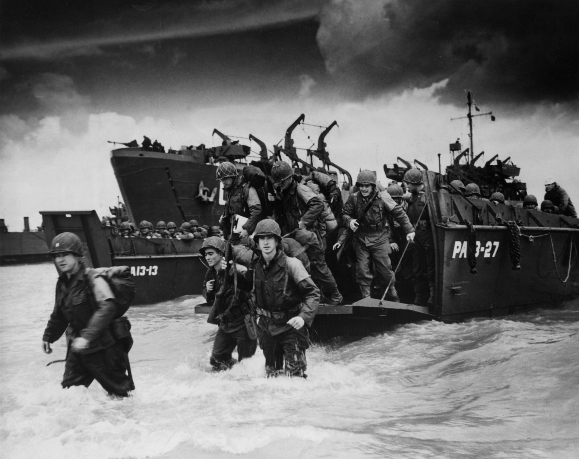 Incredible historic images of D-Day