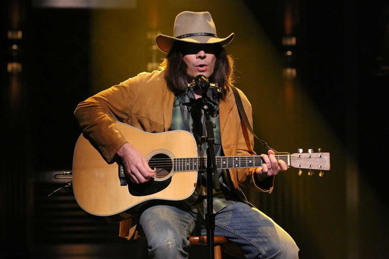 Jimmy Fallon Sounds Exactly Like Neil Young Singing "The Fresh Prince ...