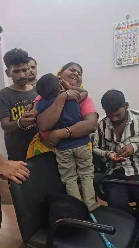 Missing 4-yr-old rescued from kidnapper in Ahmedabad, reunited with mom