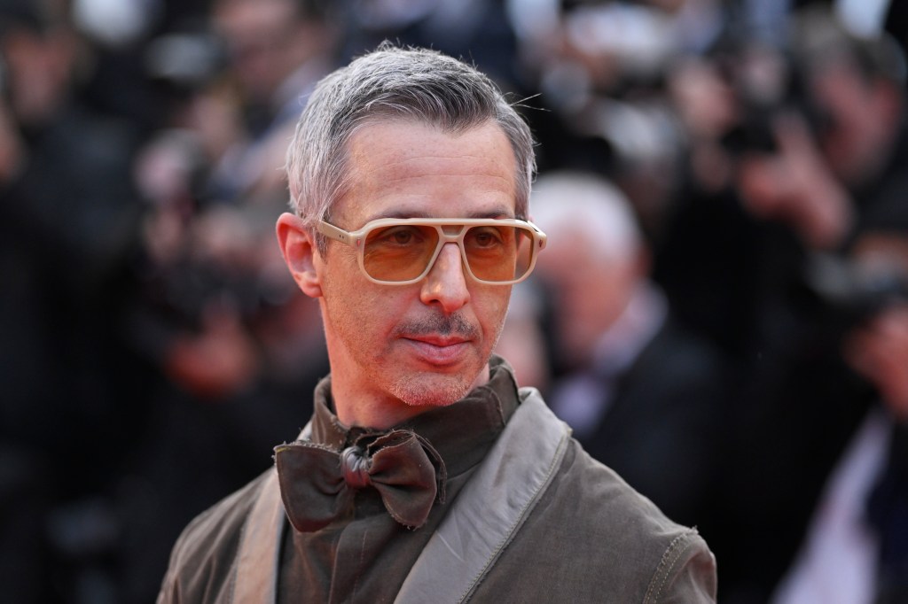 Jeremy Strong Front-Runner To Play Mark Zuckerberg In ‘The Social ...