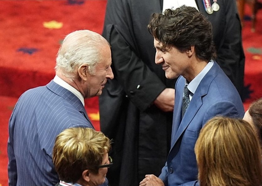 Justin Trudeau's colourful shoes to meet King Charles raise eyebrows ...