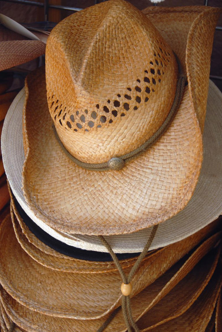 12 essential things you should never throw away, according to pro ...