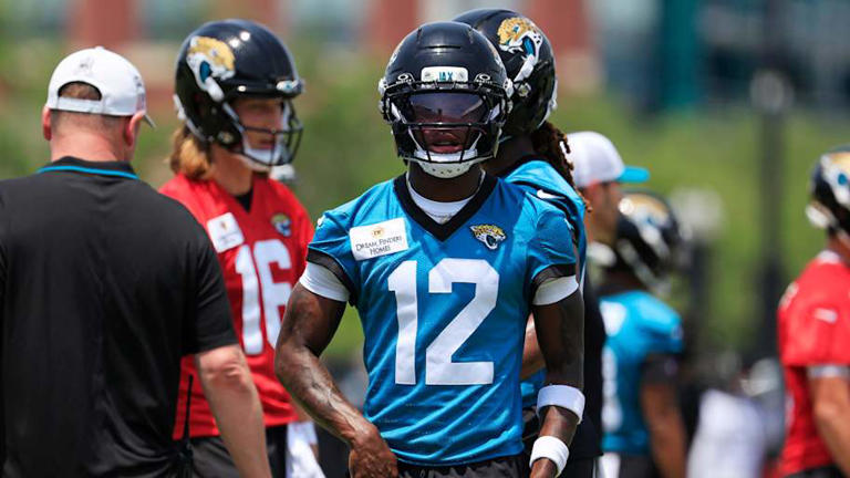 Jaguars Won't Put Too Much on Travis Hunter in OTAs