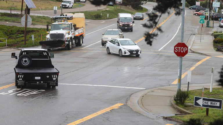 Morro Bay roundabout project may be back from the dead. What to know