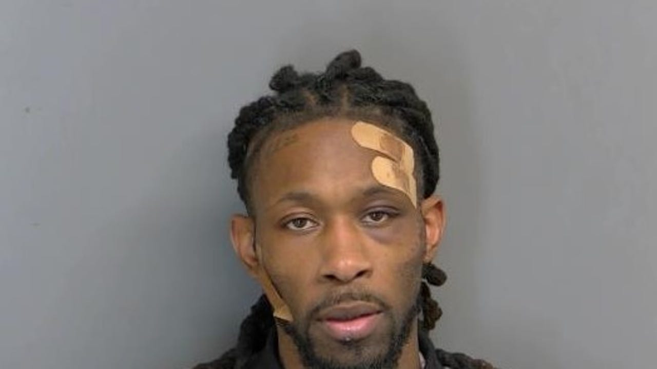 Detroit man charged with murder after crash during Warren police chase ...