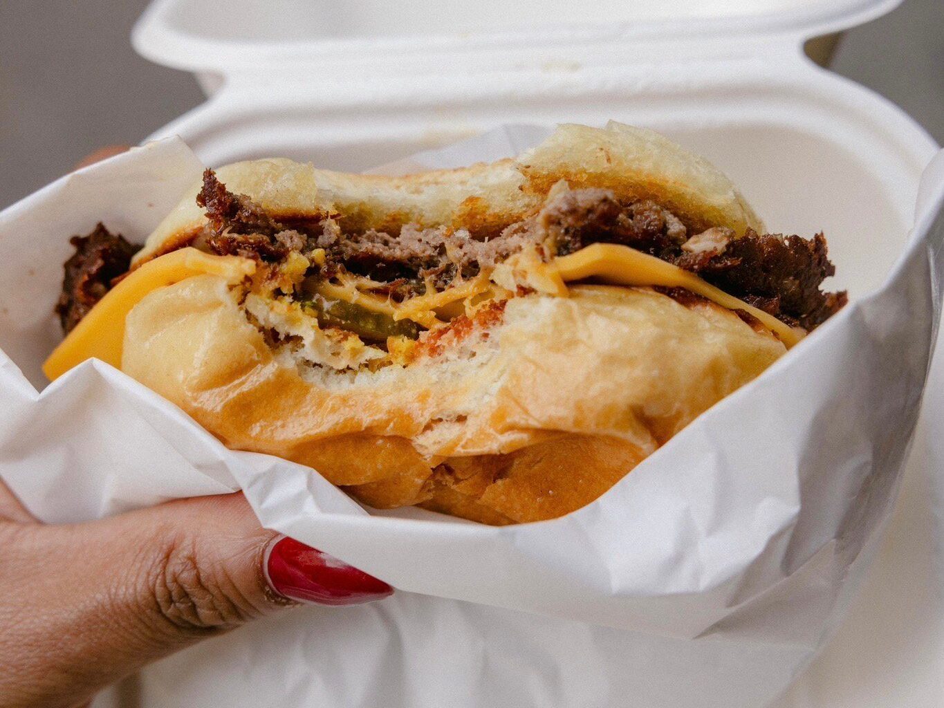 French fast food chain with 'top notch' burgers is launching in UK