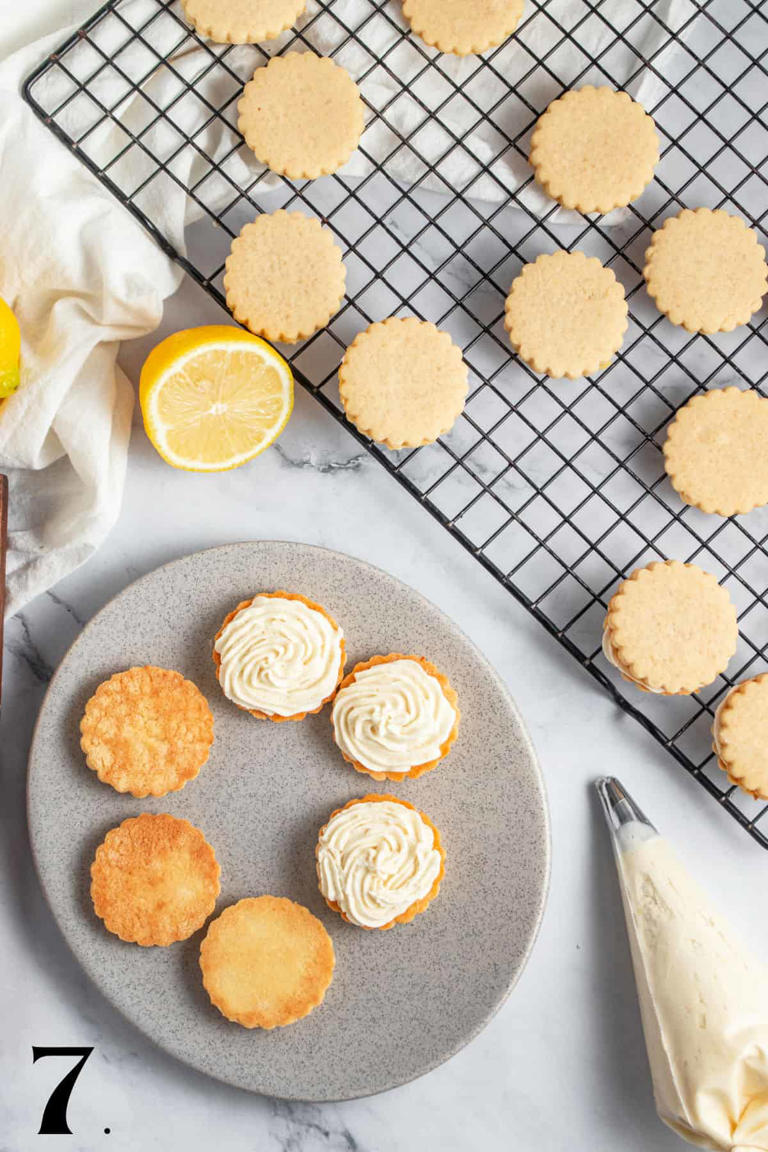 Lemon shortbread cookies