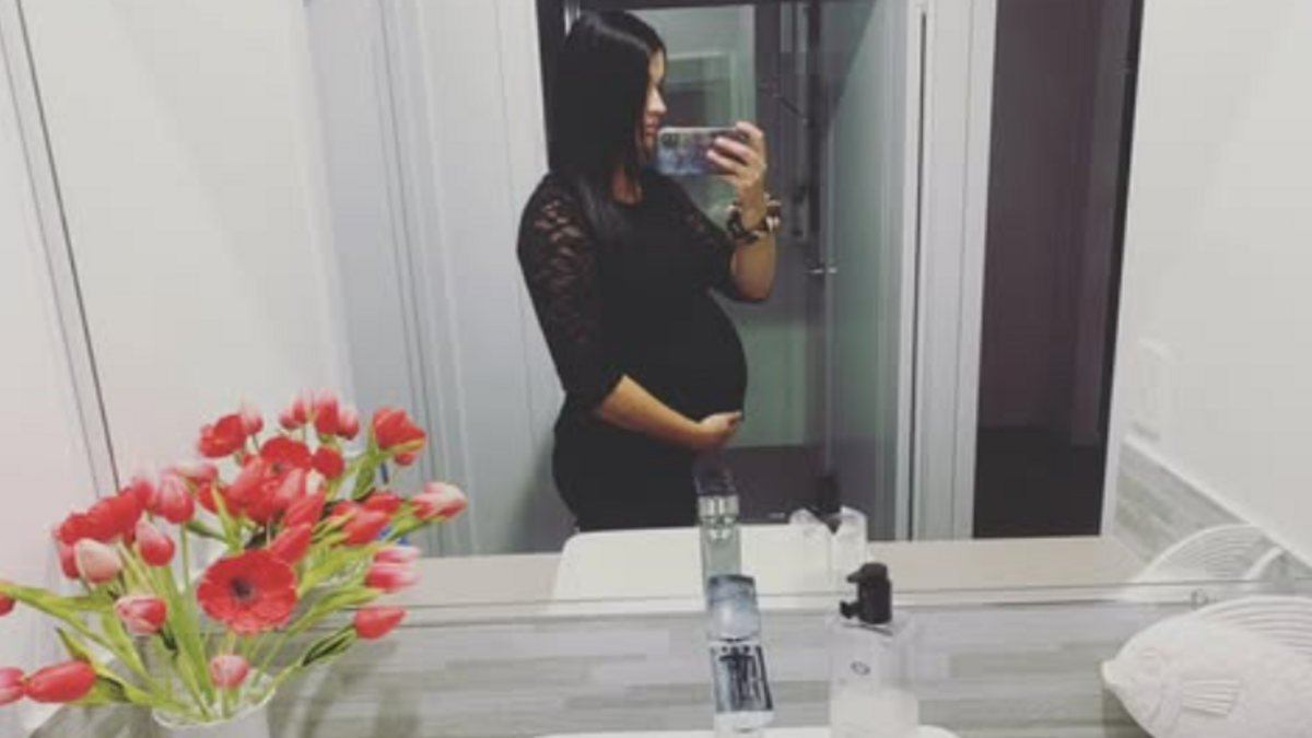 La femme d’un combattant de MMA accusée d’avoir mortellement poignardé ...