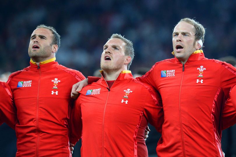 Welsh rugby legend's perfect response to King Charles left Wales star ...