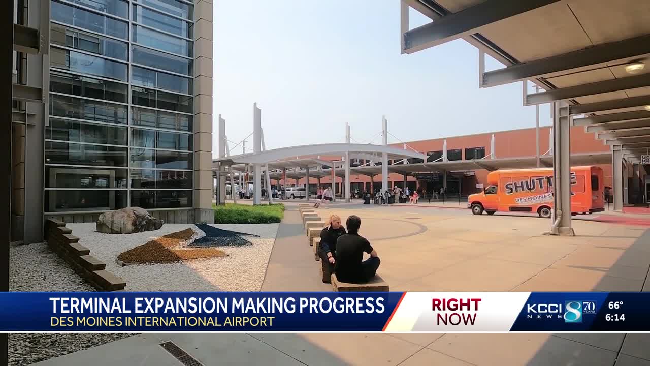 Construction halfway complete at Lift DSM airport project