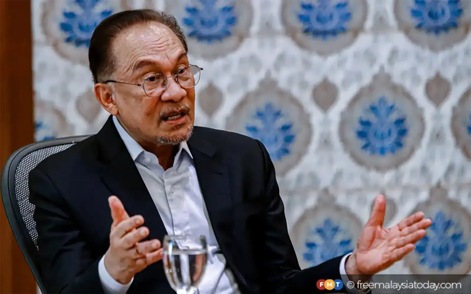 Anwar signals greater emphasis on cost savings in 2027 budget