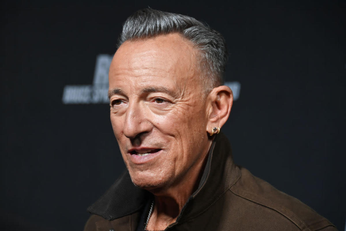 Bruce Springsteen Shares Touching Tribute to ‘One of the Most Important ...