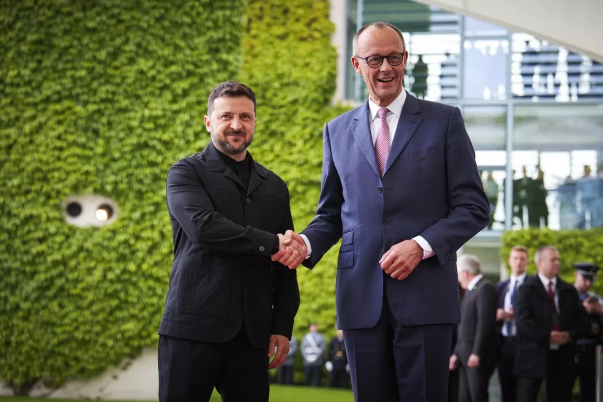 La Germania spinge Zelensky: “Nostri missili per colpire in Russia ...