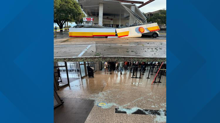 Severe storms cause damage across Austin Severe storms cause damage across Austin