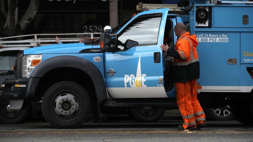 PG&E cuts electric rates, offers climate credit amid national price hikes