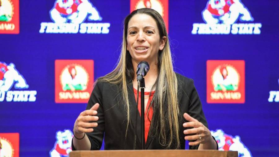 Stacey May-Johnson joining Iowa SB as HC