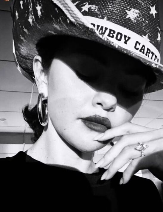 Selena Gomez upsets fans after watching NBA game at Beyonce's concert