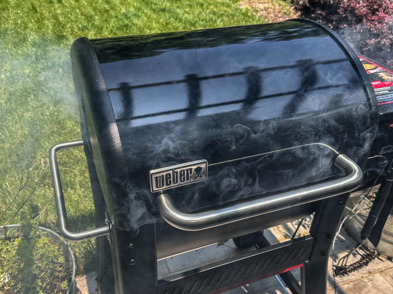 I Tested the Weber Smoque Pellet Smoker—and It Deserves a Spot on Your ...