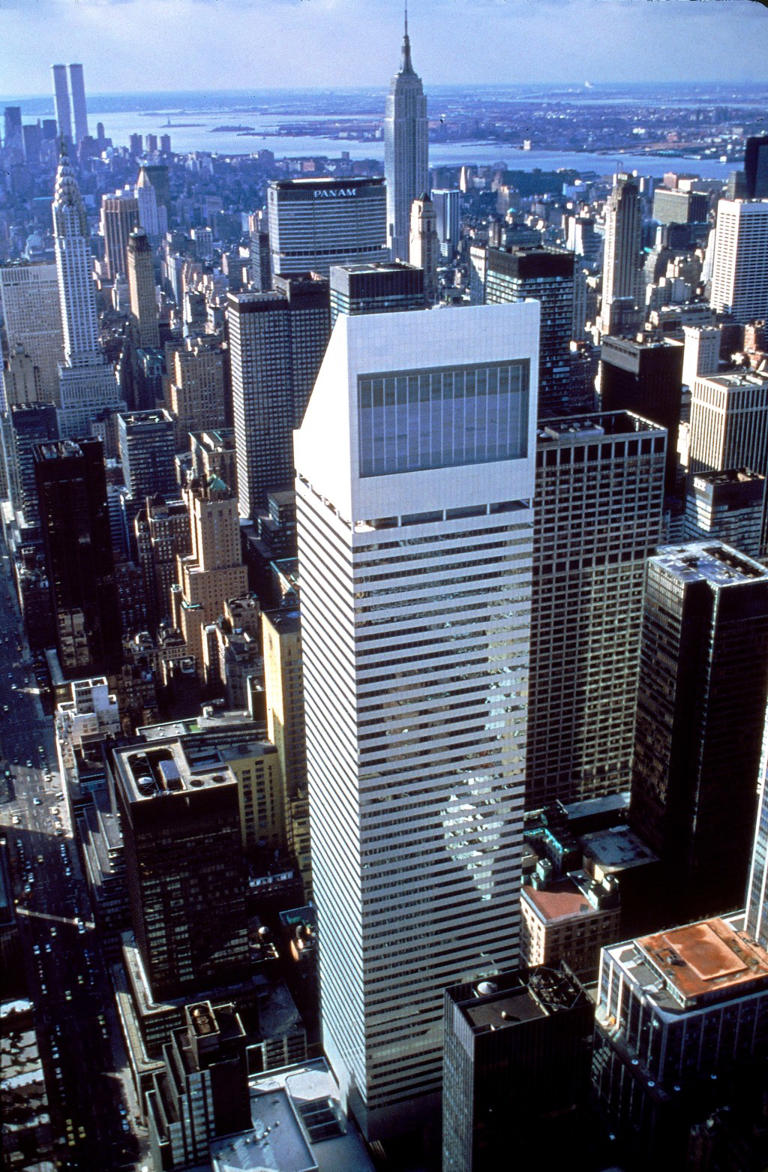 This famous NYC skyscraper was almost toppled by winds — and the people ...