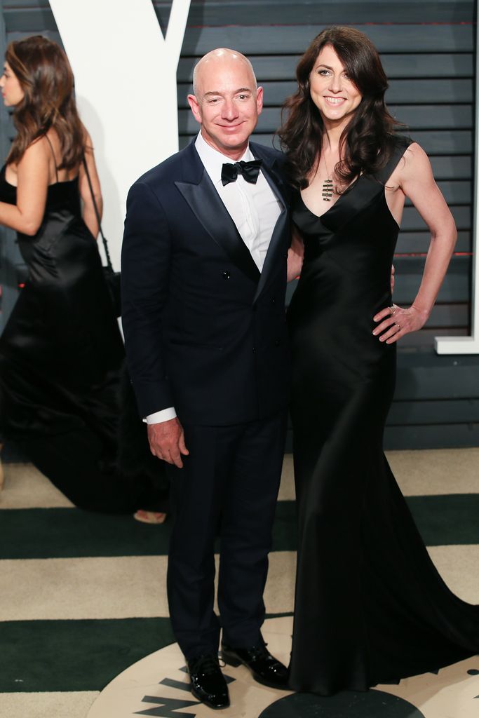 Jeff Bezos makes U-turn with 'lengthy' prenup to protect $220bn fortune