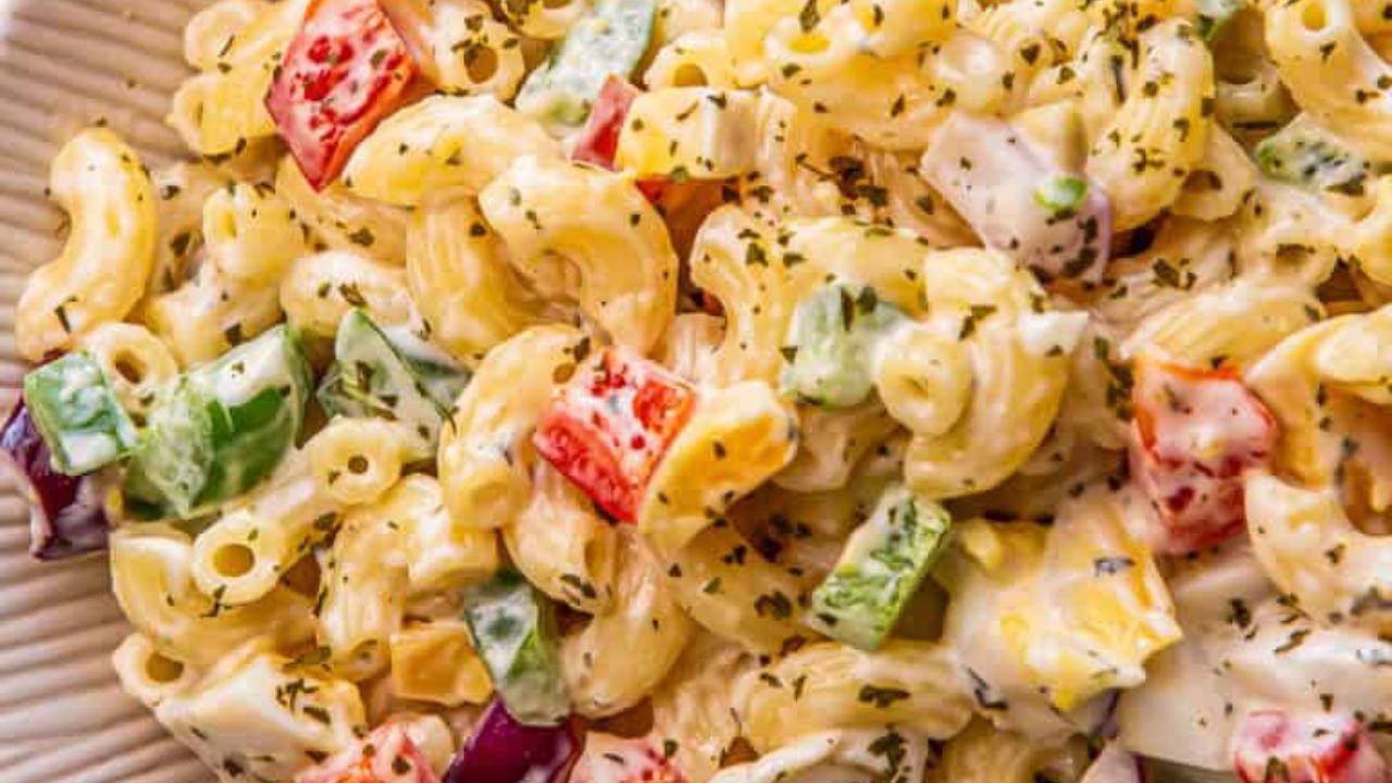 19 light pasta dishes perfect for warmer days