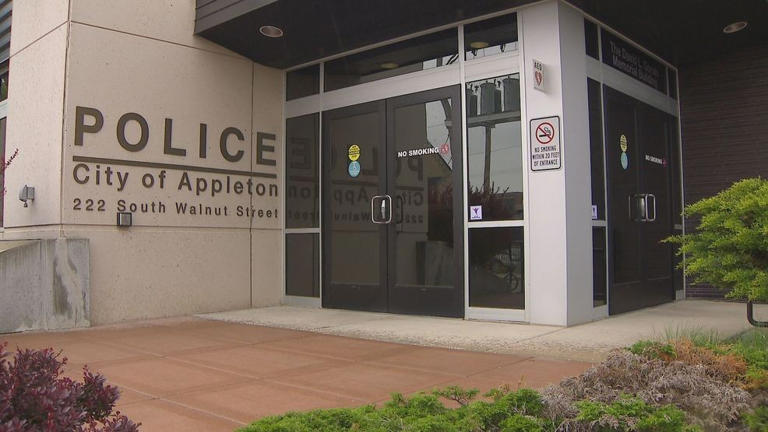 Appleton police release 2025 force review, highlighting de-escalation ...