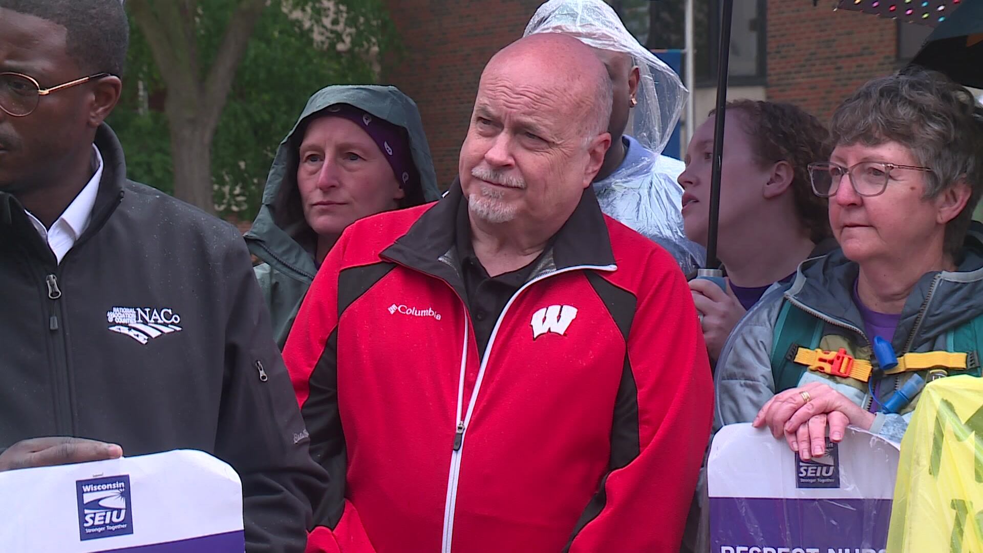 Rep. Pocan joins Meriter nurses on the picket lines