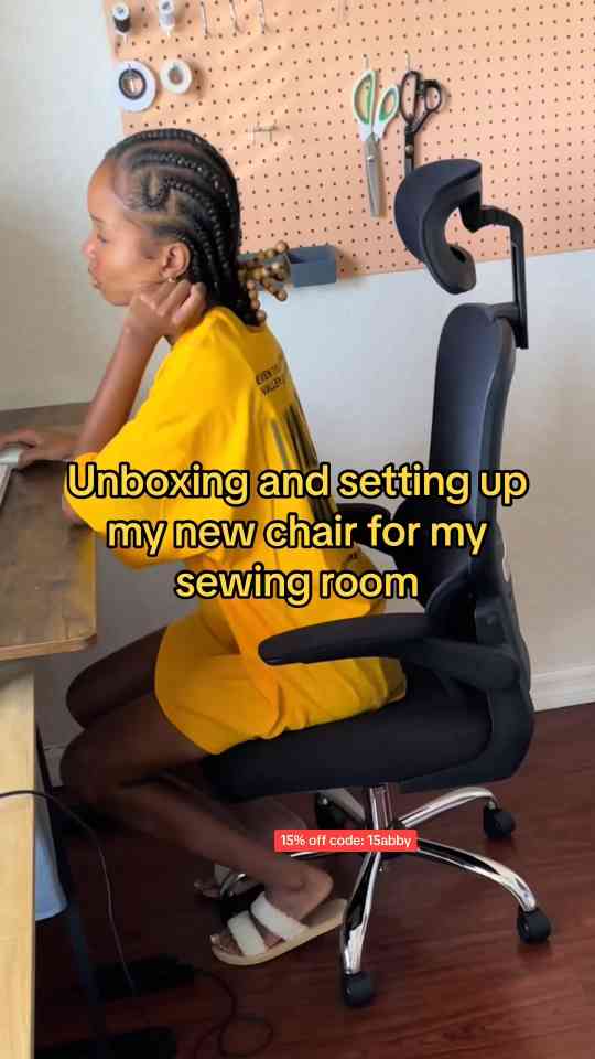 Finally Found the Perfect Rolling Chair for My Sewing Room!