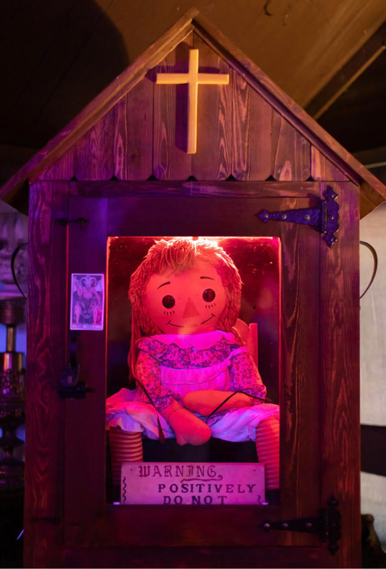 La verdadera historia de Annabelle, la muñeca embrujada que forma parte ...