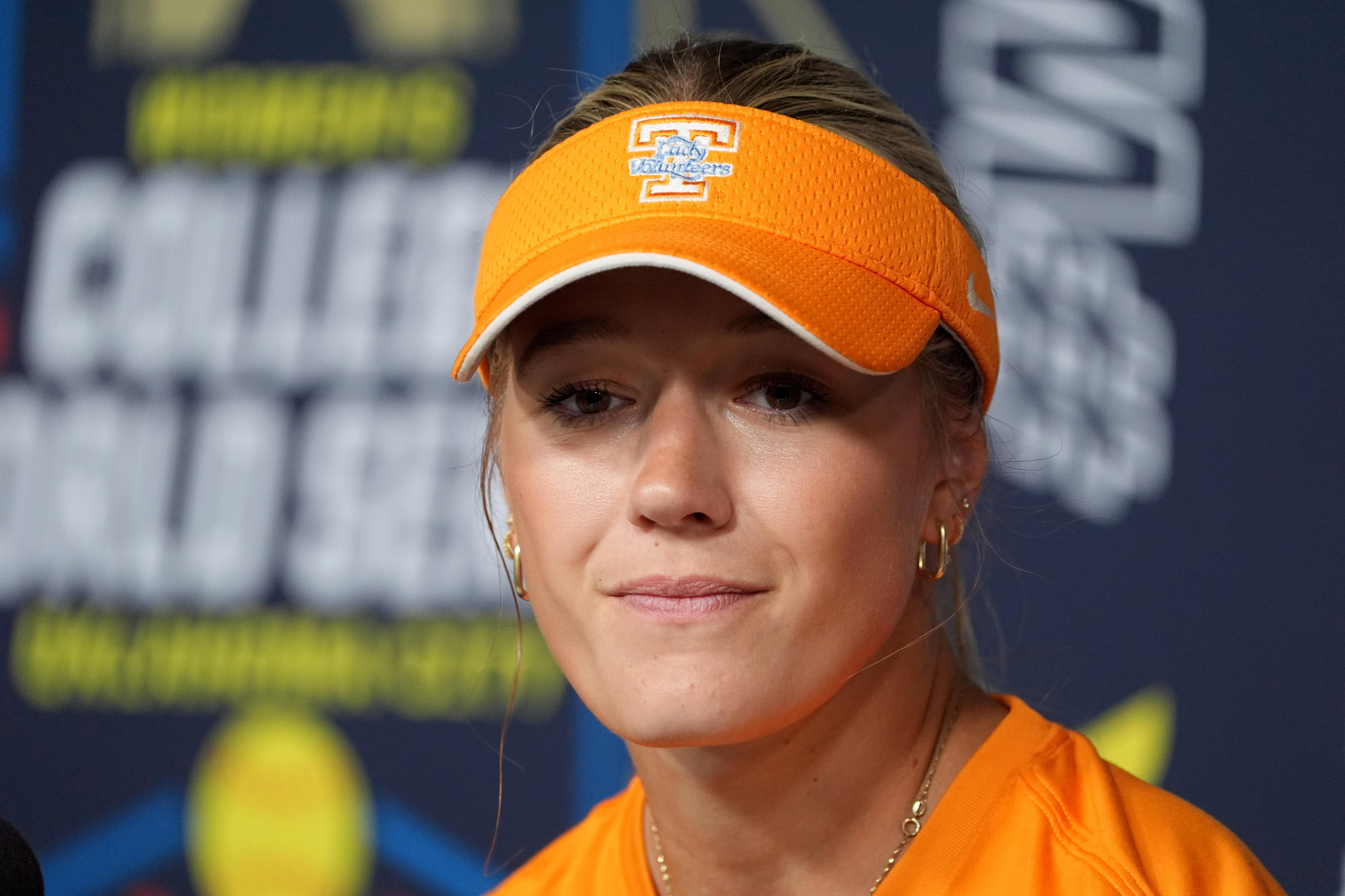 Is OU softball ready for record-breaking Karlyn Pickens in WCWS opener ...