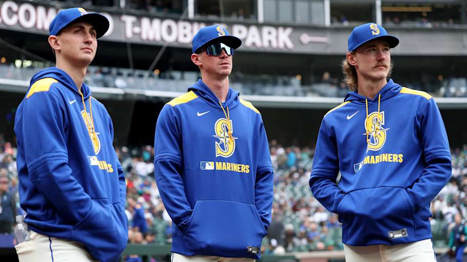 Mariners quietly reaching breaking point with former top prospect's ...