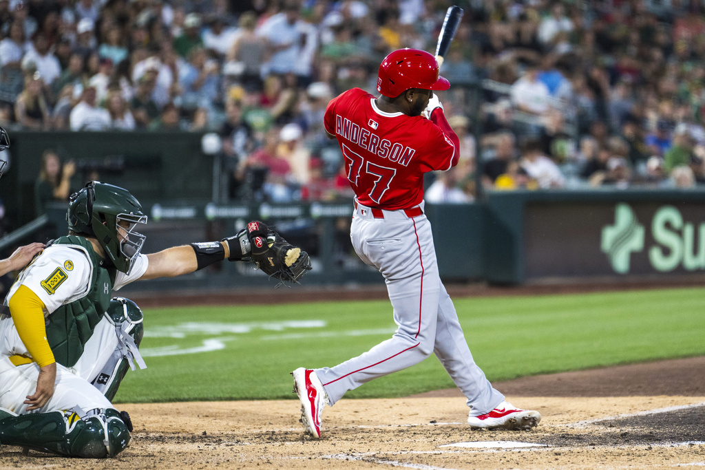 Angels activate reliever Robert Stephenson and cut infielder Tim Anderson
